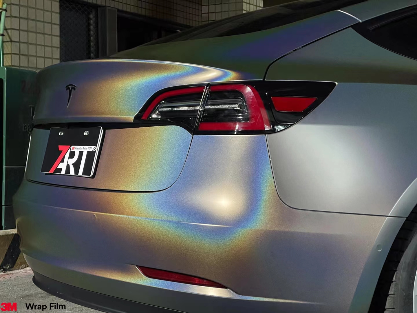 3M Wrap Film 2080-SP281 Color-Flips Satin Psychedelic - G2Technik